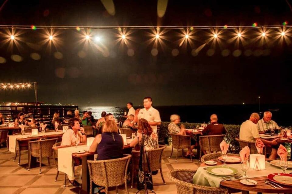 Dining with a view: the top scenic restaurants in Cabo San Lucas ...